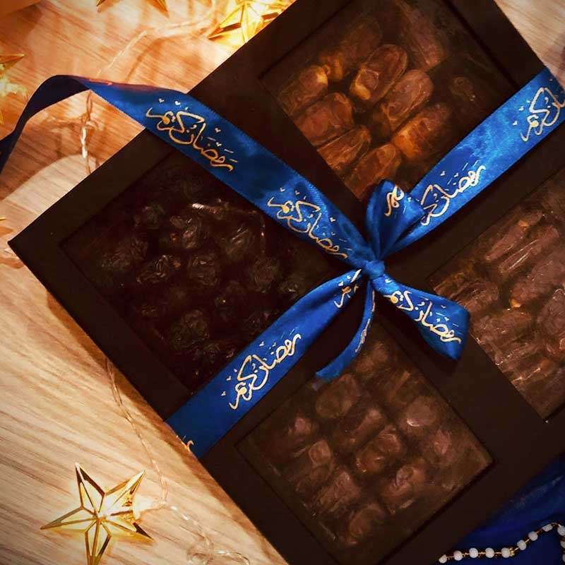 Buy Assorted Dates Box - The Elegance